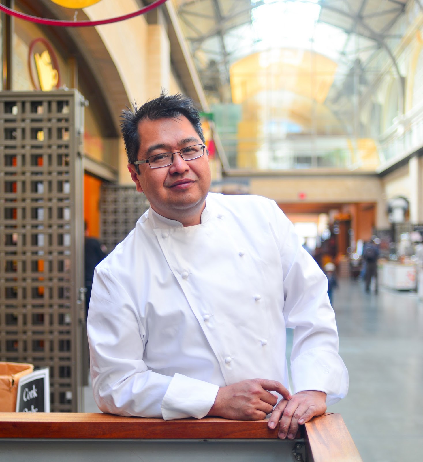 Slow Living Radio: 04/30 - Cruising with Chef Dave Cruz ... and Friends.