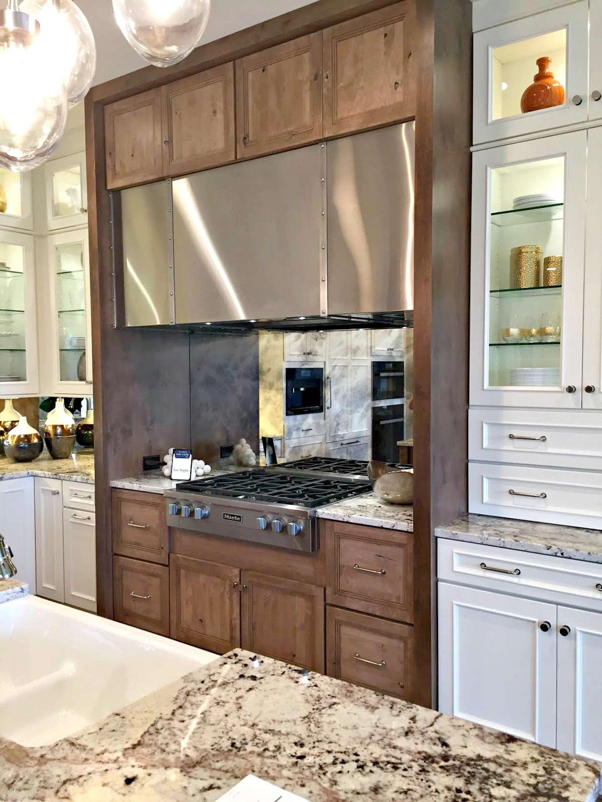 Let's walk through some gorgeous houses! - Interior Design Ideas