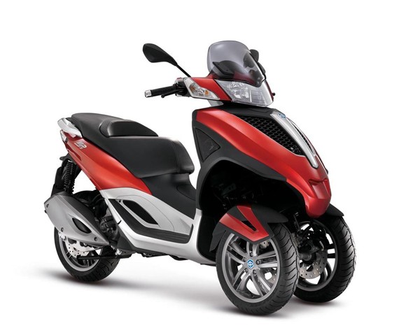 Blog do Moquenco: Piaggio lança o triciclo MP3 Yourban