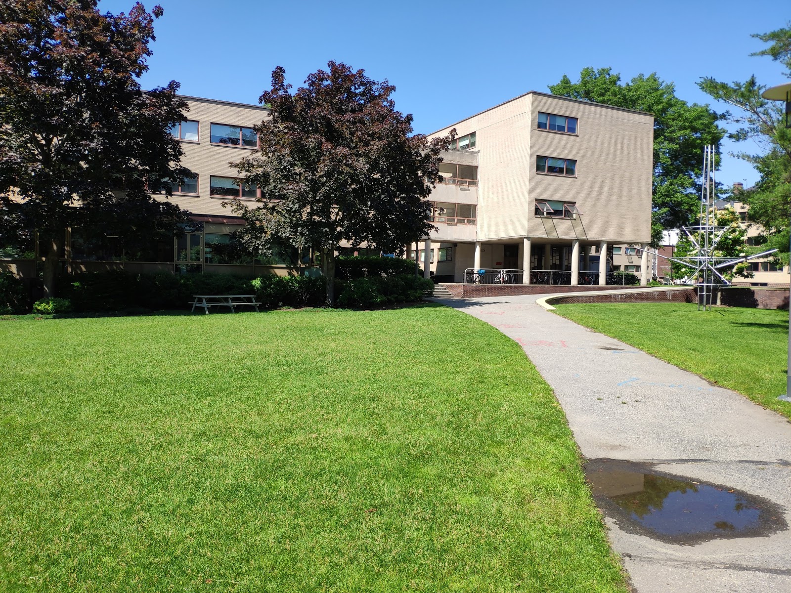 EntreVoir: Harvard Graduate Center - Walter Gropius