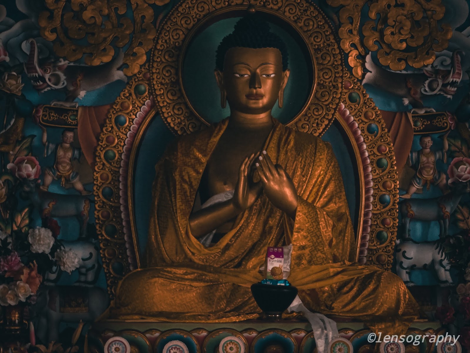 STATUE OF BUDDHA | Lensographic