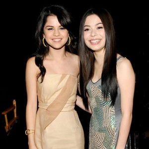 éXtasis Radio: Selena Gomez vs Miranda Cosgrove en los “Kids Choice ...