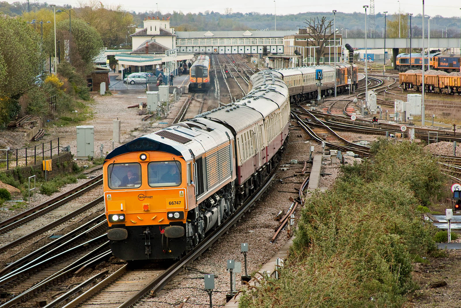 47s and other Classic Power at Southampton: The Pines Express at ...
