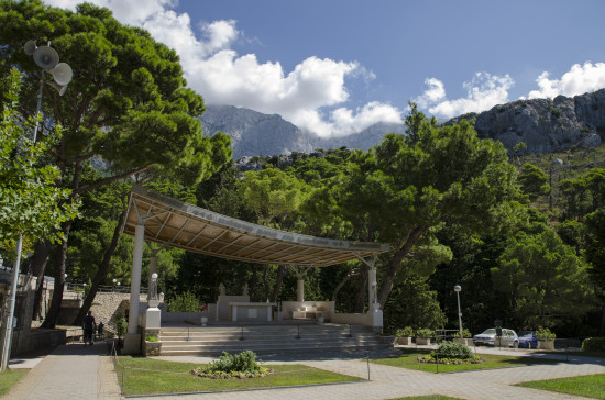 Biuro Pielgrzymkowo-Turystyczne "Halina": SVETIŚTE VEPRIC - Chorwackie ...