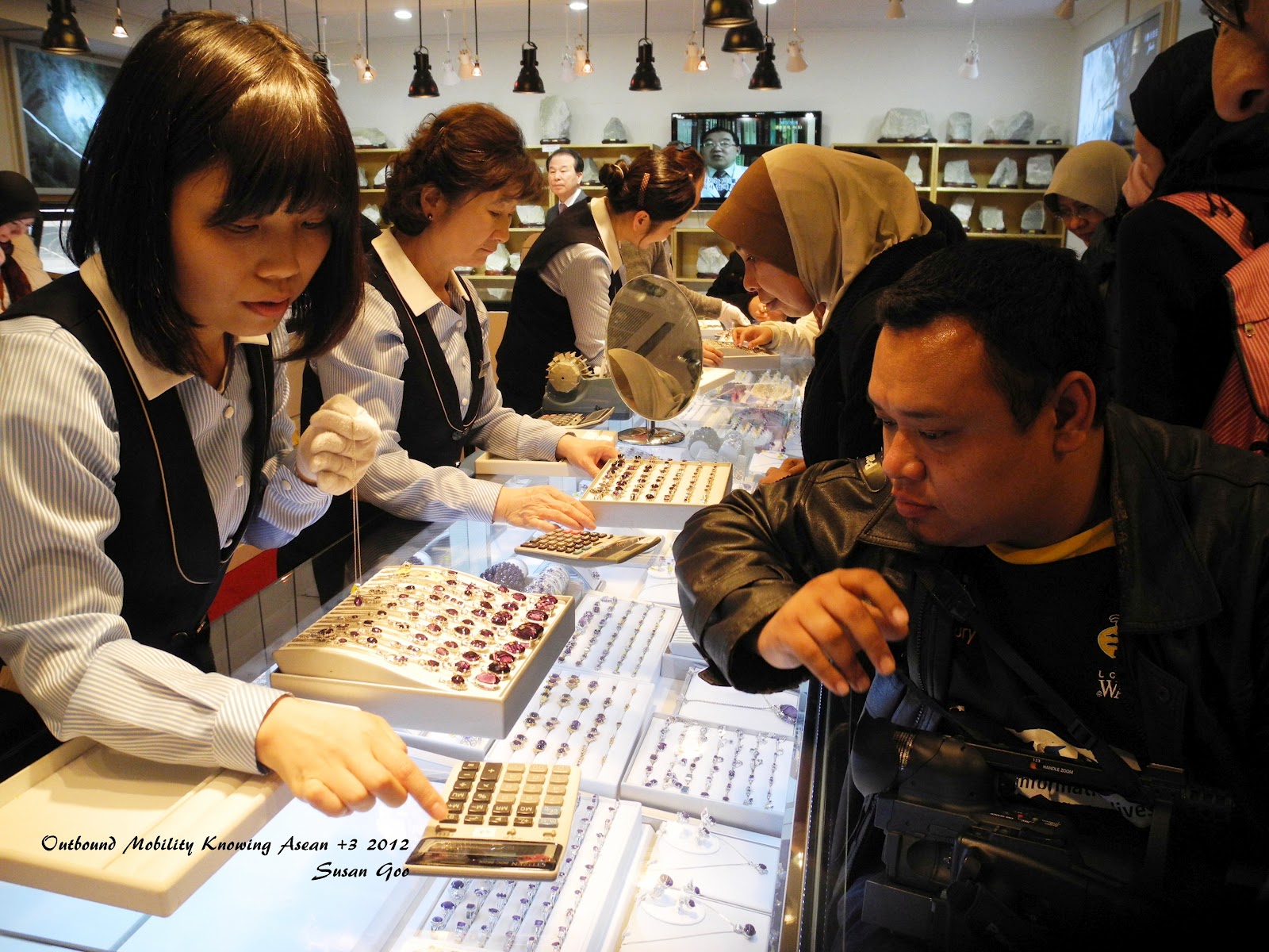 Susan Goo: Day 5: Amethyst Factory, Seaweed Factory, Myeongdong Street ...
