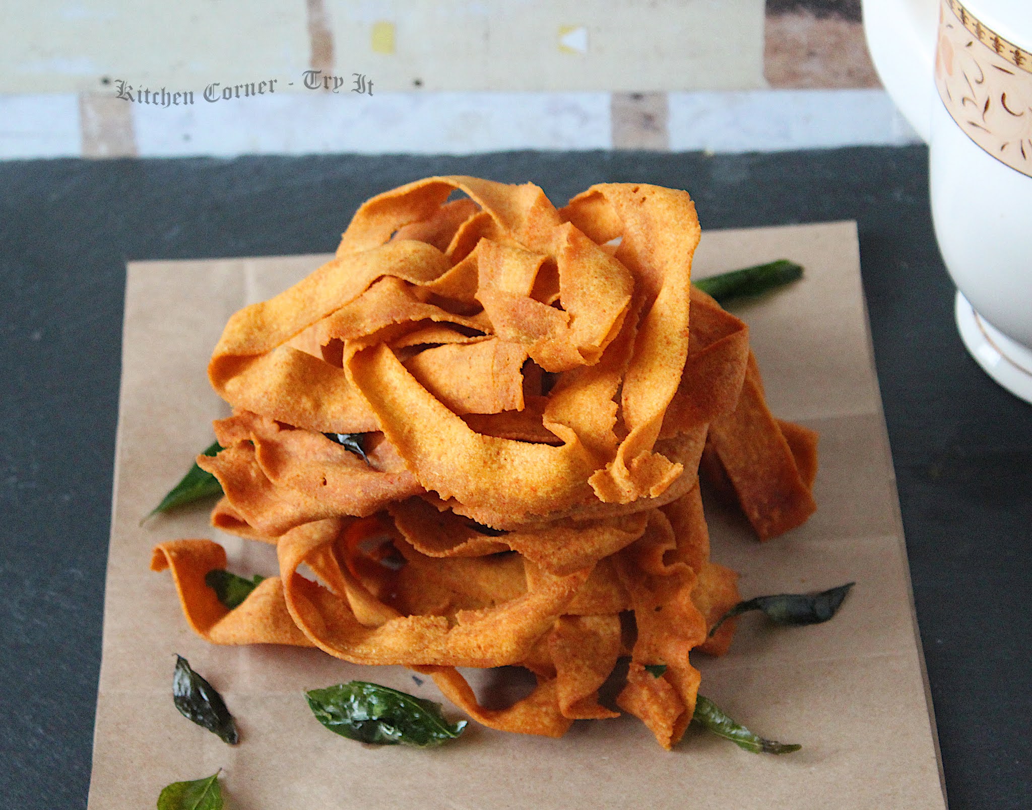 Pakkavada- Ribbon Pakoda- Kerala Snack Recipe