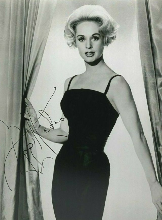 Young Tippi Hedren in the 1950s and ’60s Through Beautiful Photos ...