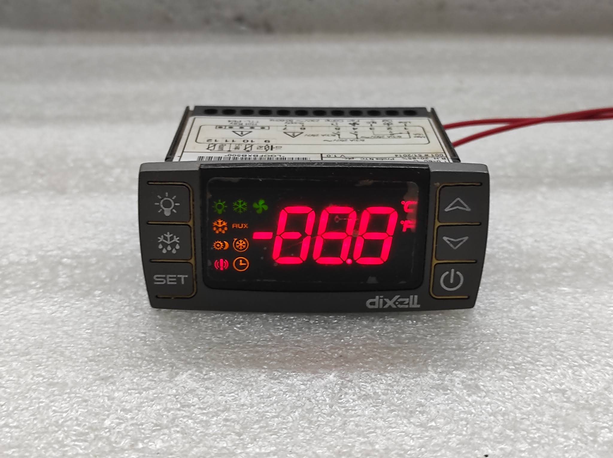 DIXELL XR60CX-5N0C0 DIGITAL ELECTRONIC TEMPERATURE CONTROLLER 230V