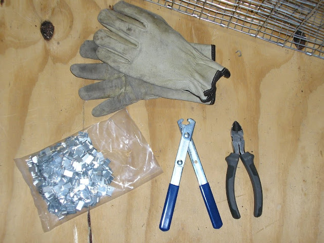 Shaktopia: How to build a rabbit cage