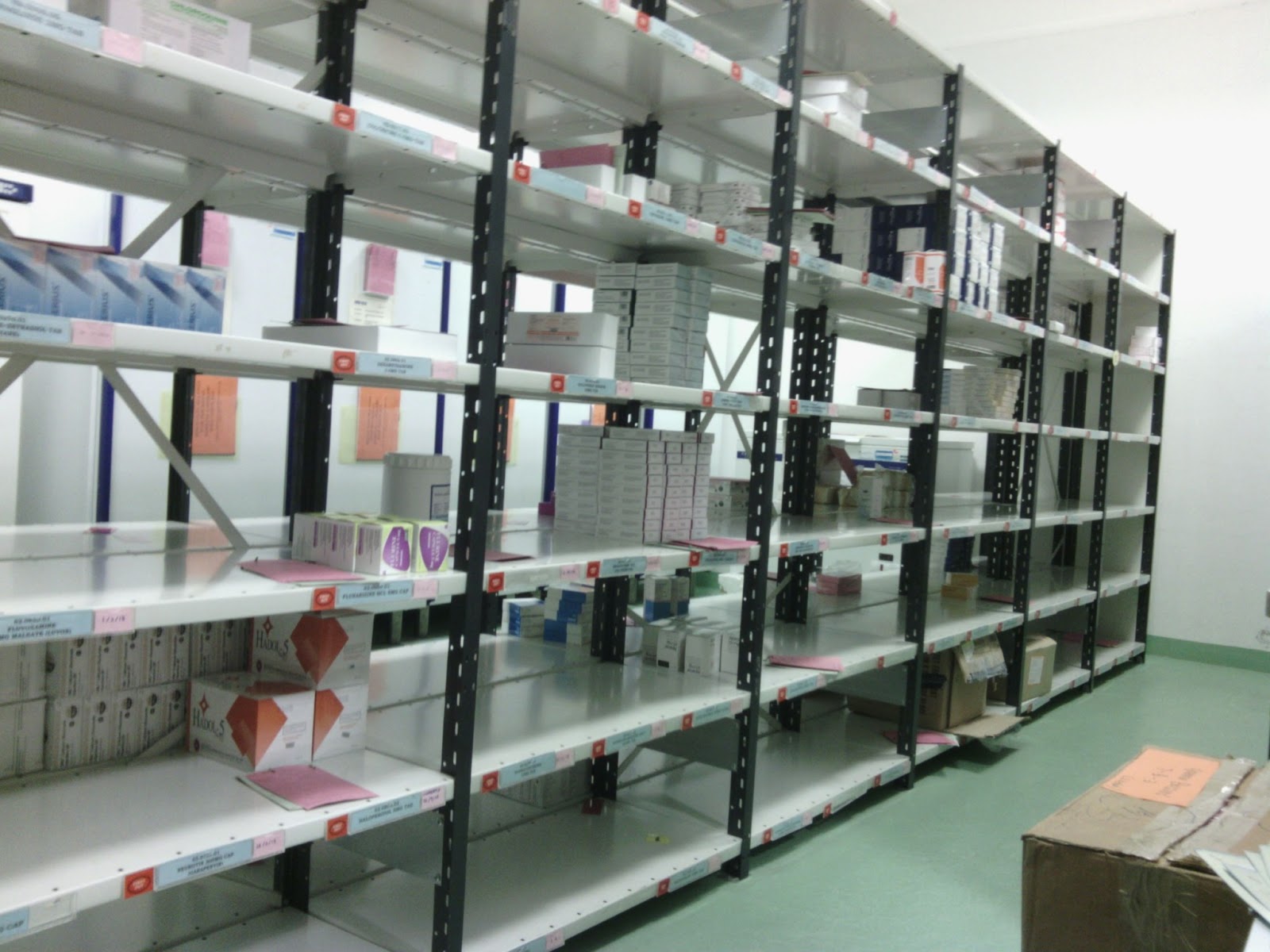 Inspirasi Populer 44+ Rak Barang Stor