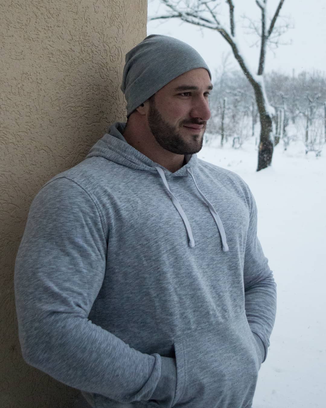 Muscle Lover: Bodybuilders with their clothes on (5)