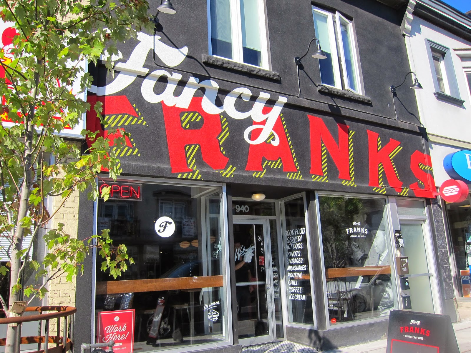 Starving Foodie: Fancy Franks Fancy Gourmet Hot Dogs