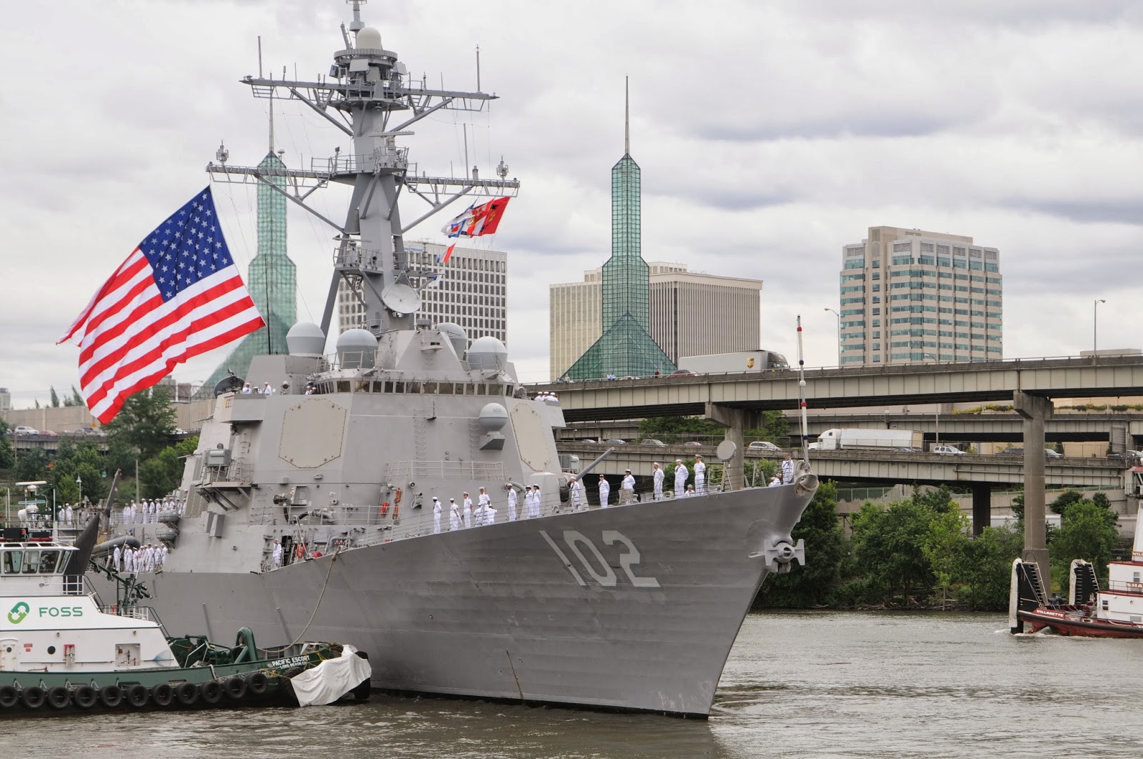 Combat ships associated with the nuclear aircraft carrier USS Nimitz ...