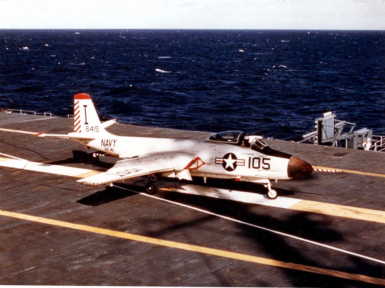 Blog de Aviones de Caza y Ataque: McDonnell F-2H Banshee