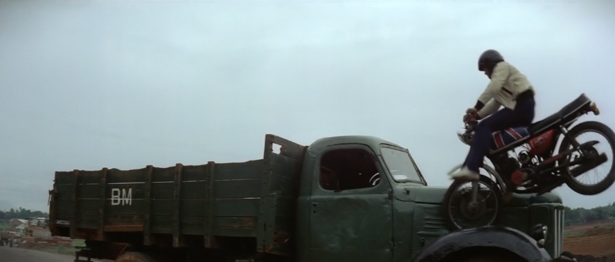 The Bloody Pit of Horror: Pengabdi Setan (1980)