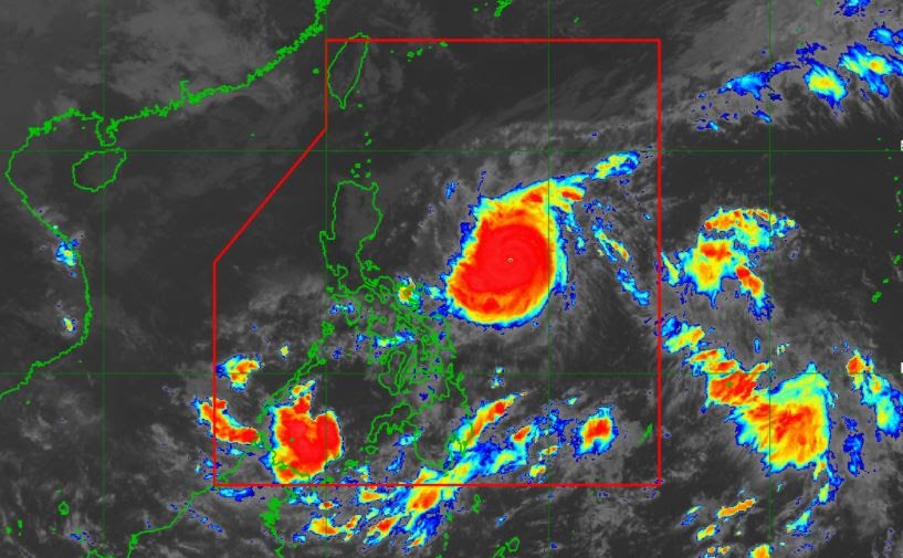 Near Super Typhoon Rolly endangers Bicol region, Quezon - The Summit ...