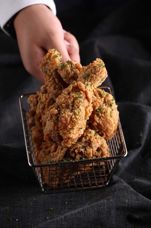 Manila Shopper: Birdhouse Robinsons Galleria Fried Chicken All-You-Can ...