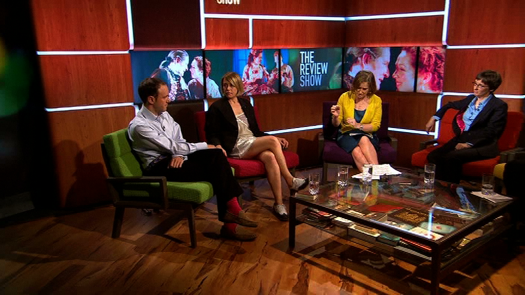 Glamour Capture: The Review Show 10/06/11