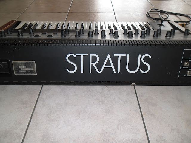 MATRIXSYNTH: Crumar Stratus Polyphonic Analogue Vintage Synthesizer