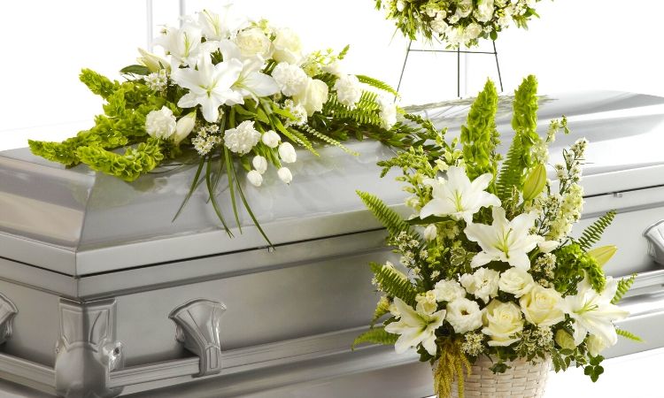 Funeral Memorial Cards: A Perfect Guide To Funeral Tribute