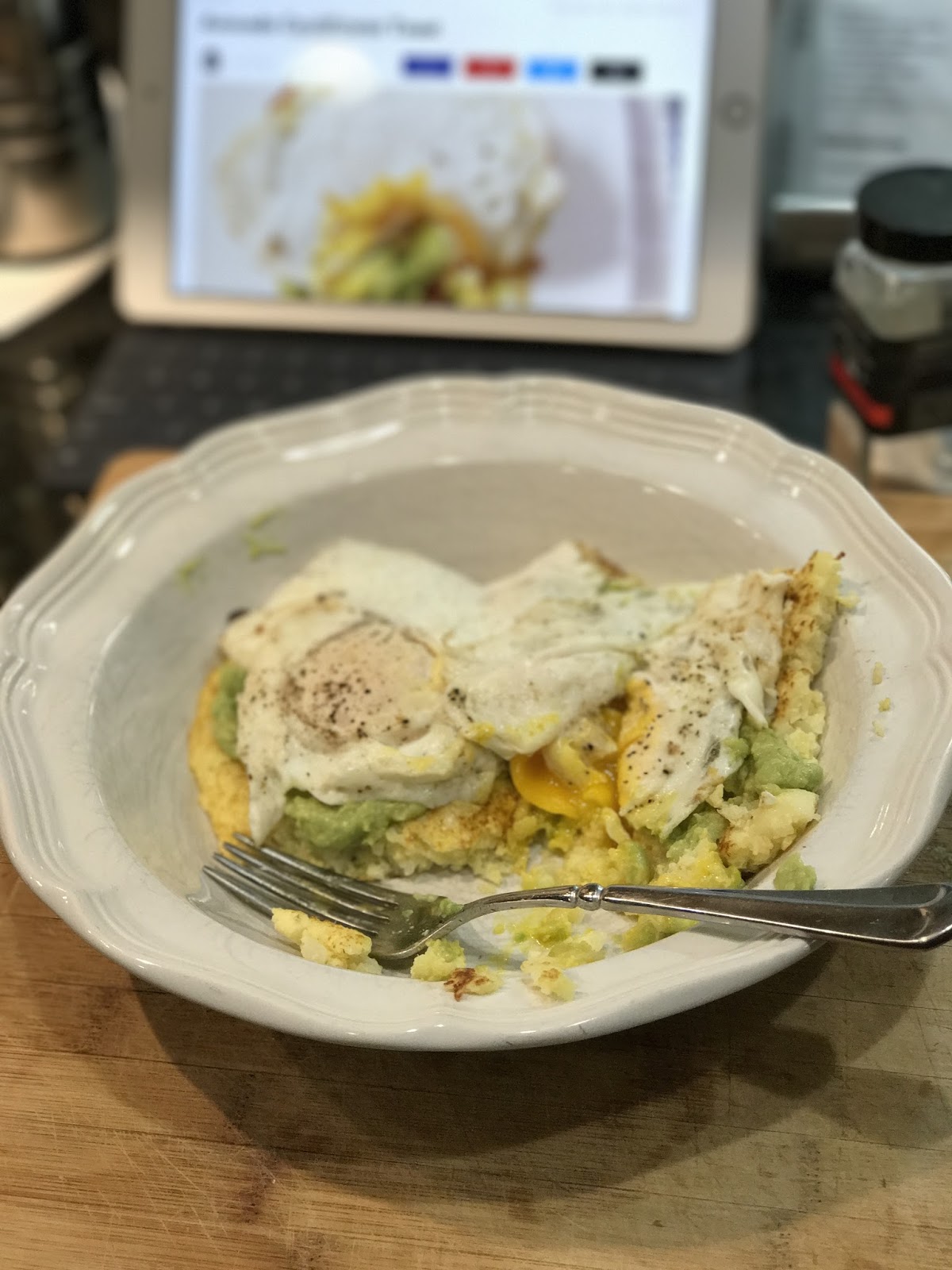 Daria Nettleton facebook.com/darianettleton: Avocado Cauliflower Toast ...