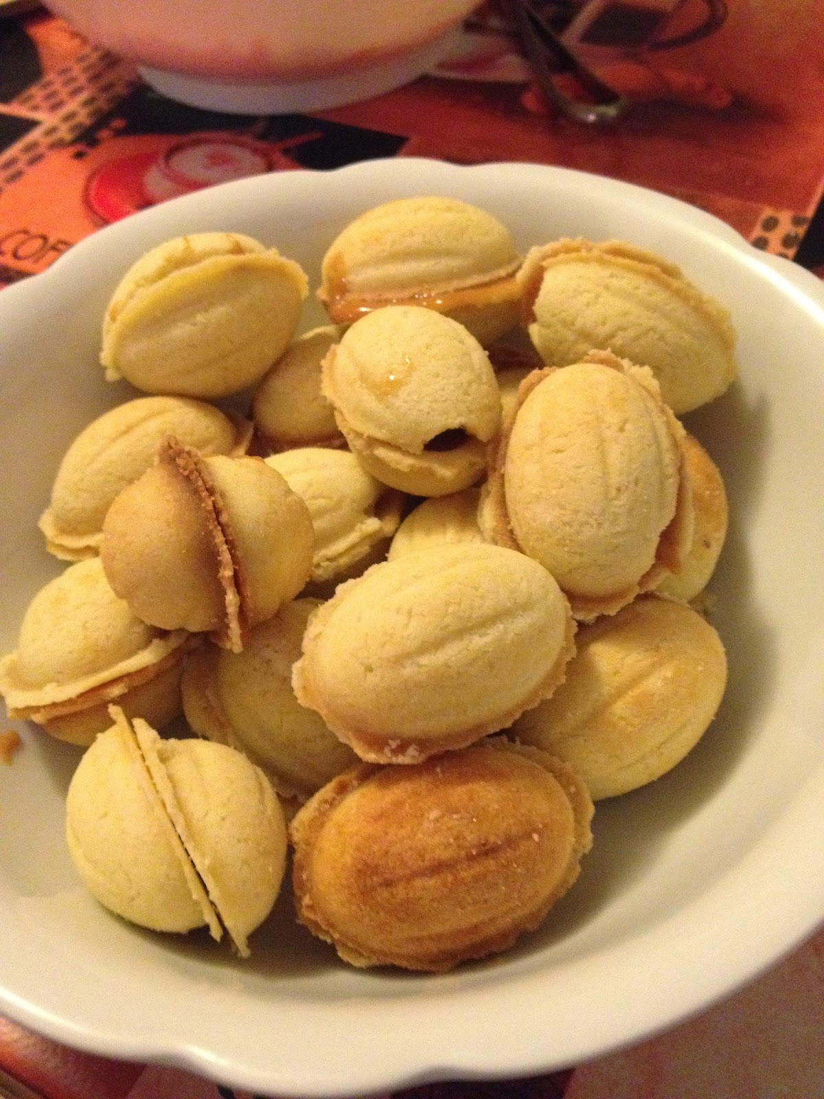 Backen mit Katha: Russische Oreschki (Zaubernüsse)