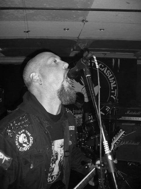 hardcore punk: WARVICTIMS / FLYBLOWN split CD (2008)