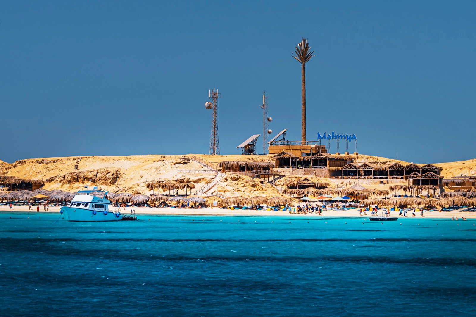 Enjoy your time with beautiful places: Cruise to Orange Bay in Egypt