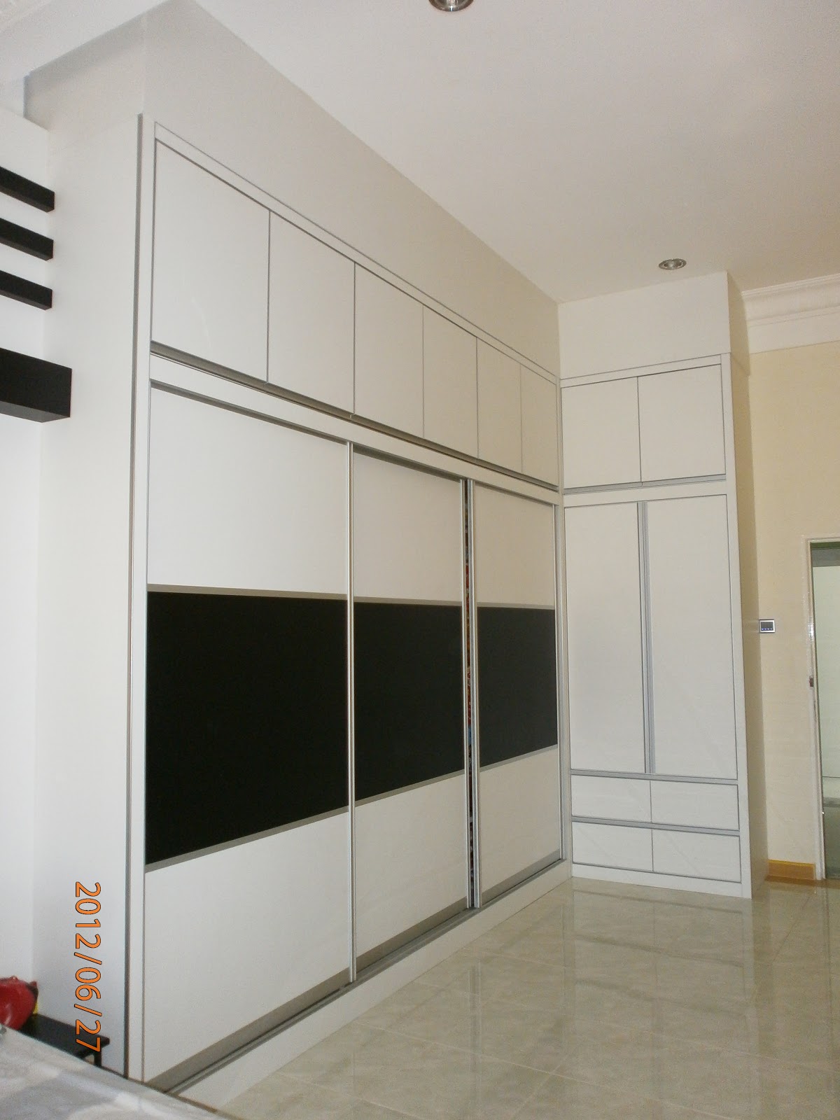 Alamari Laminet ( Almari Moden) | Kabinet Idaman Anda