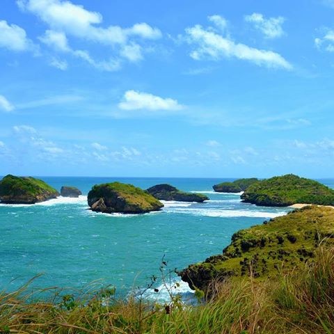 Pantai Kasap, Raja Empatnya Kota Pacitan - Sanztuy