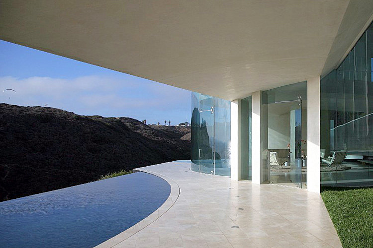 WORTH A MENTION: The Razor House In La Jolla, CA | THE AMERICAN MAN$ION