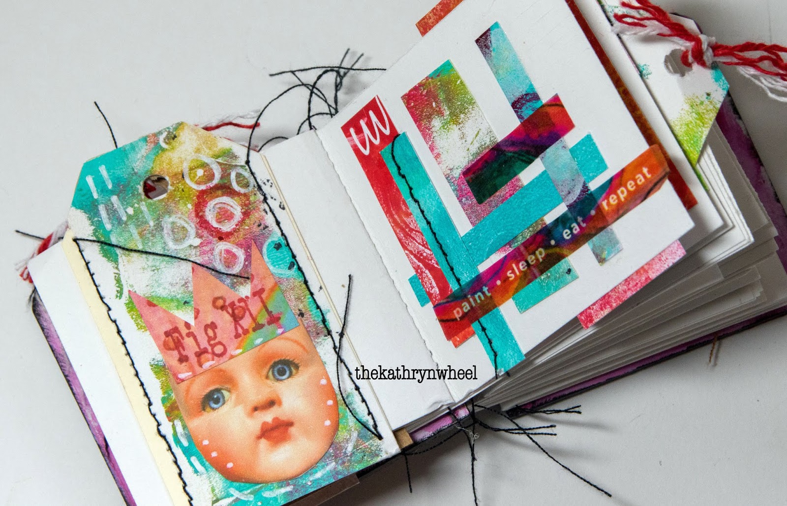 The Kathryn Wheel: More mini books!