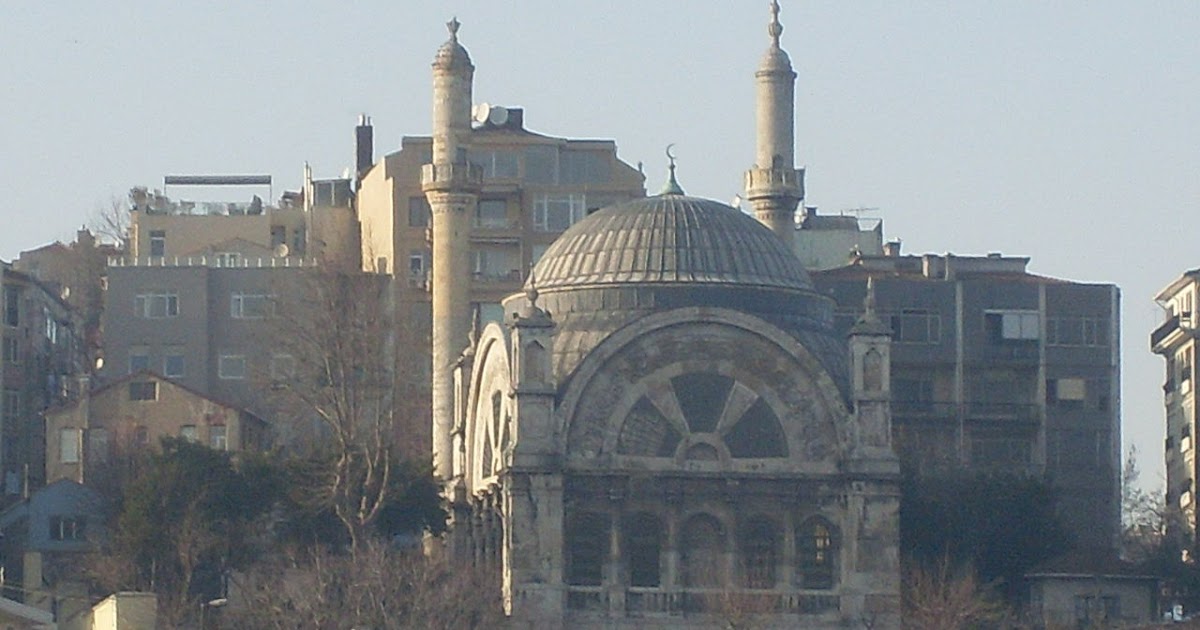 Cihangir Semti: Cihangir Camii