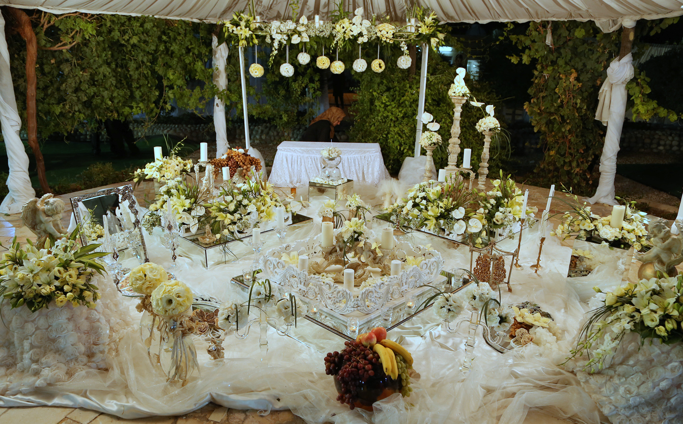 Enteshary: Roya & Nader