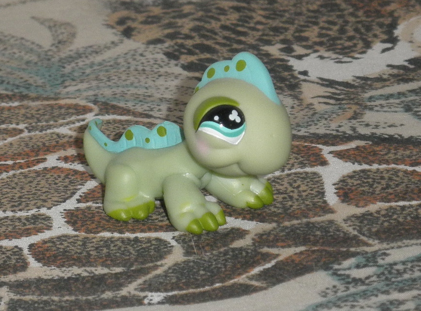 Collectomania: LPS Iguanas