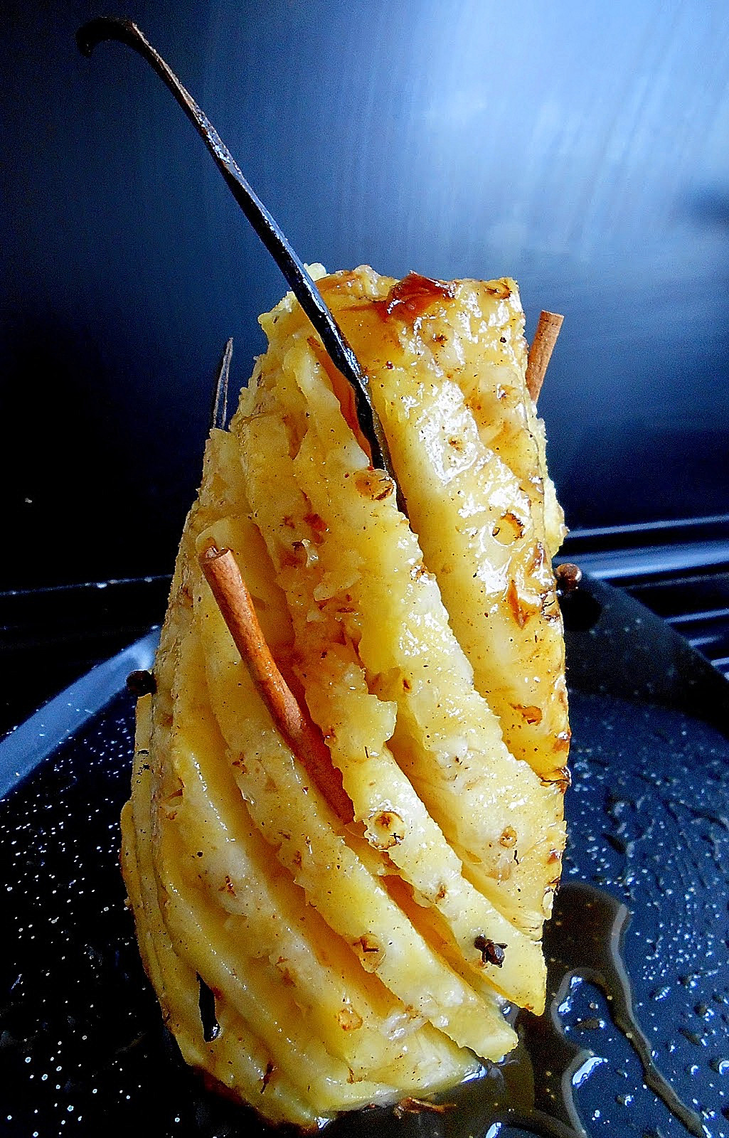 Pomme Cannelle: Ananas rôti aux épices