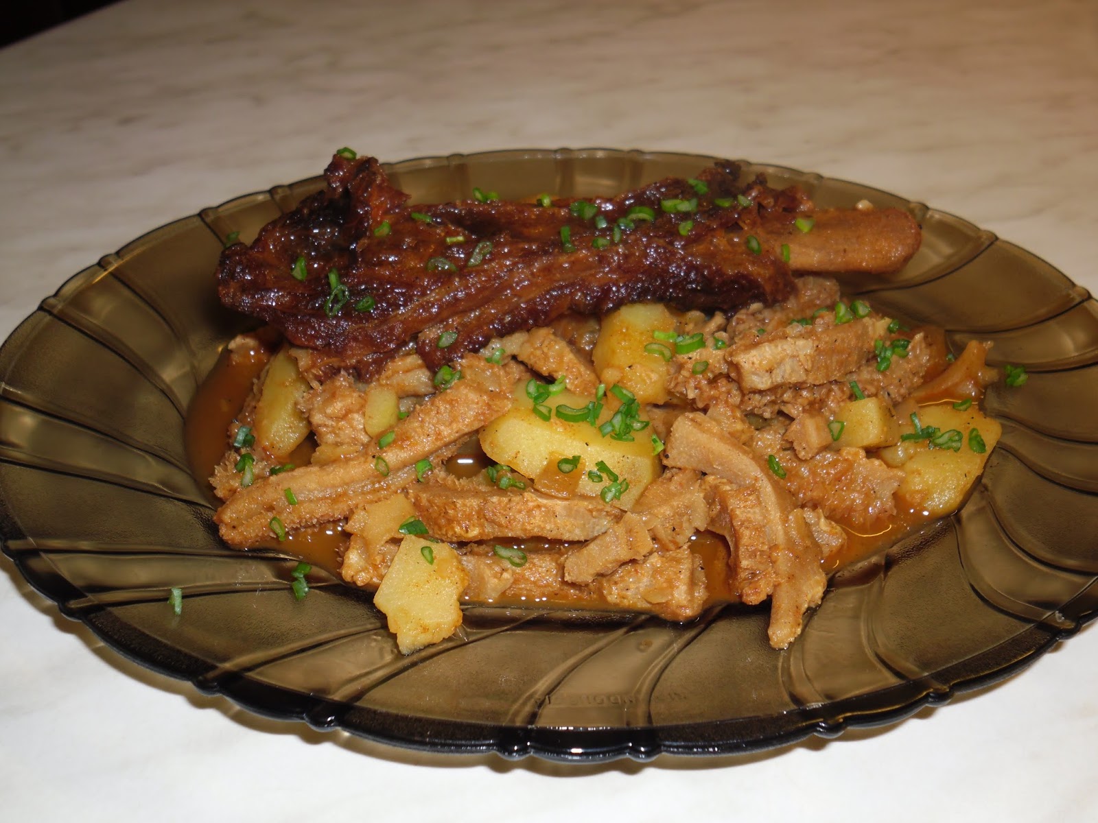 Pacalpörkölt füstölt sült oldalassal és krumplival egyszerűen | Olcsó ...