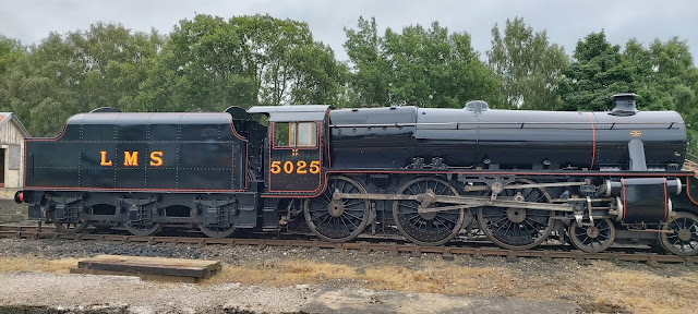 5025 The oldest surviving LMS Black 5