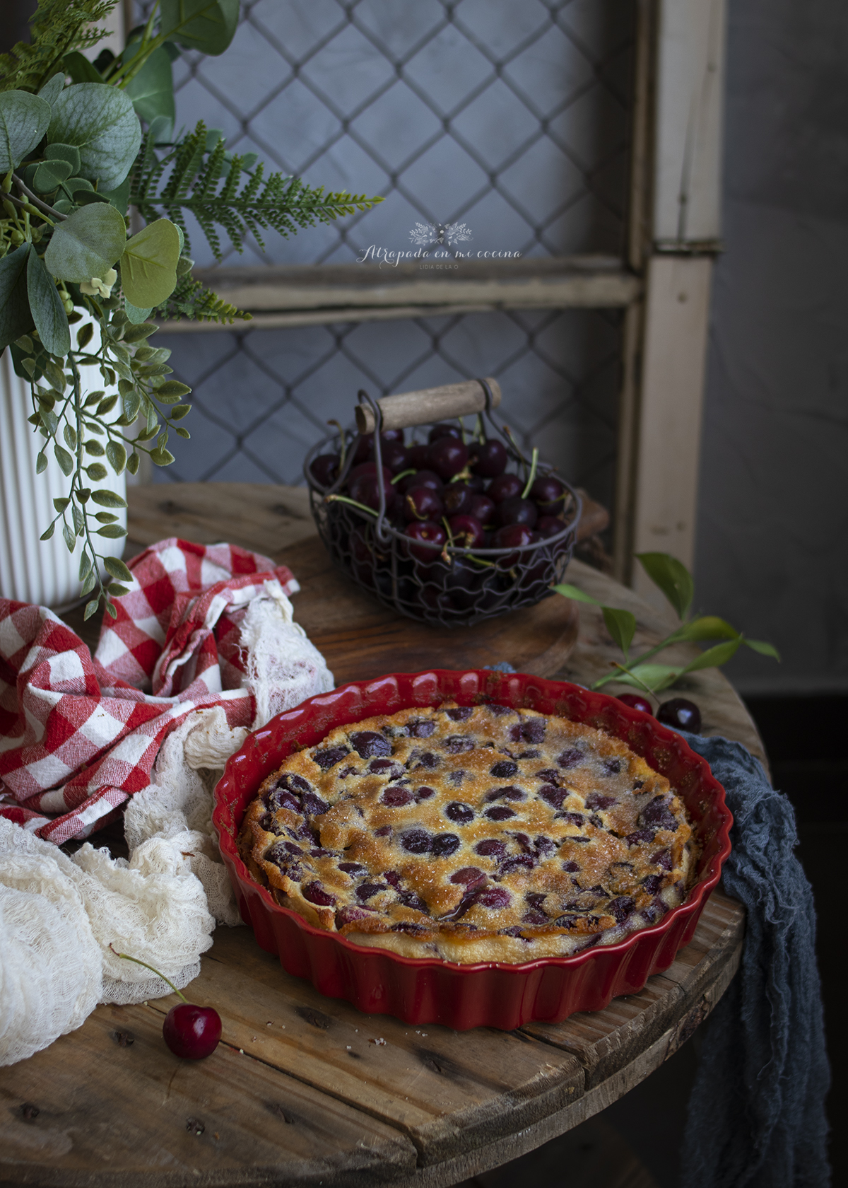 CLAFOUTIS O TARTA DE CEREZAS - Atrapada en mi cocina