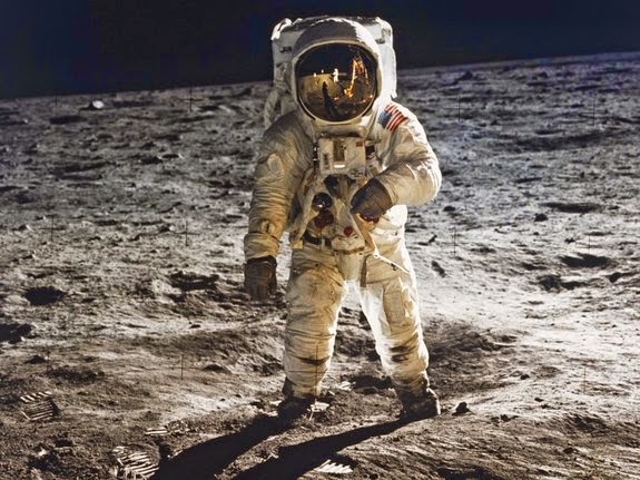 A Mythical Monkey writes about the movies: One Small Step For A Monkey