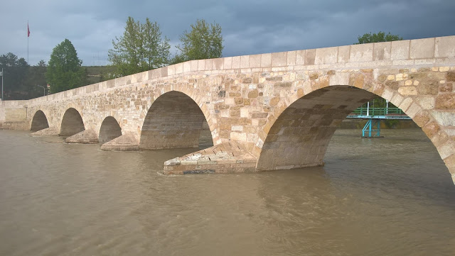 Taşköprü | İstenci