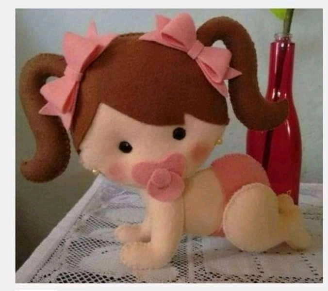 Bebê de chupeta com molde | Molde para imprimir