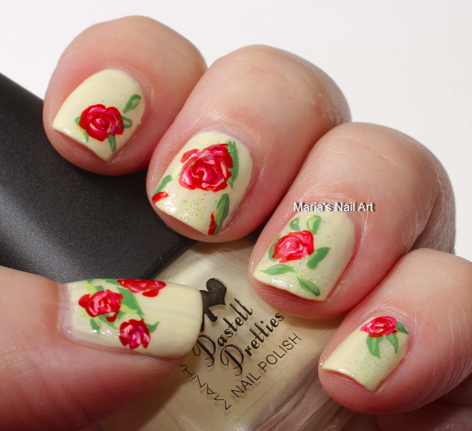 Marias Nail Art and Polish Blog: Vintage random roses - Artsy Wednesday