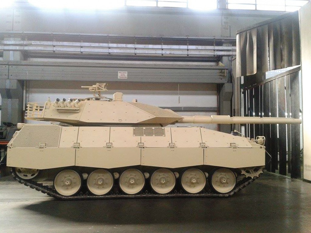 Defensa y Armas: Fotos del TAM 2IP en el día del ejército en el colegio ...