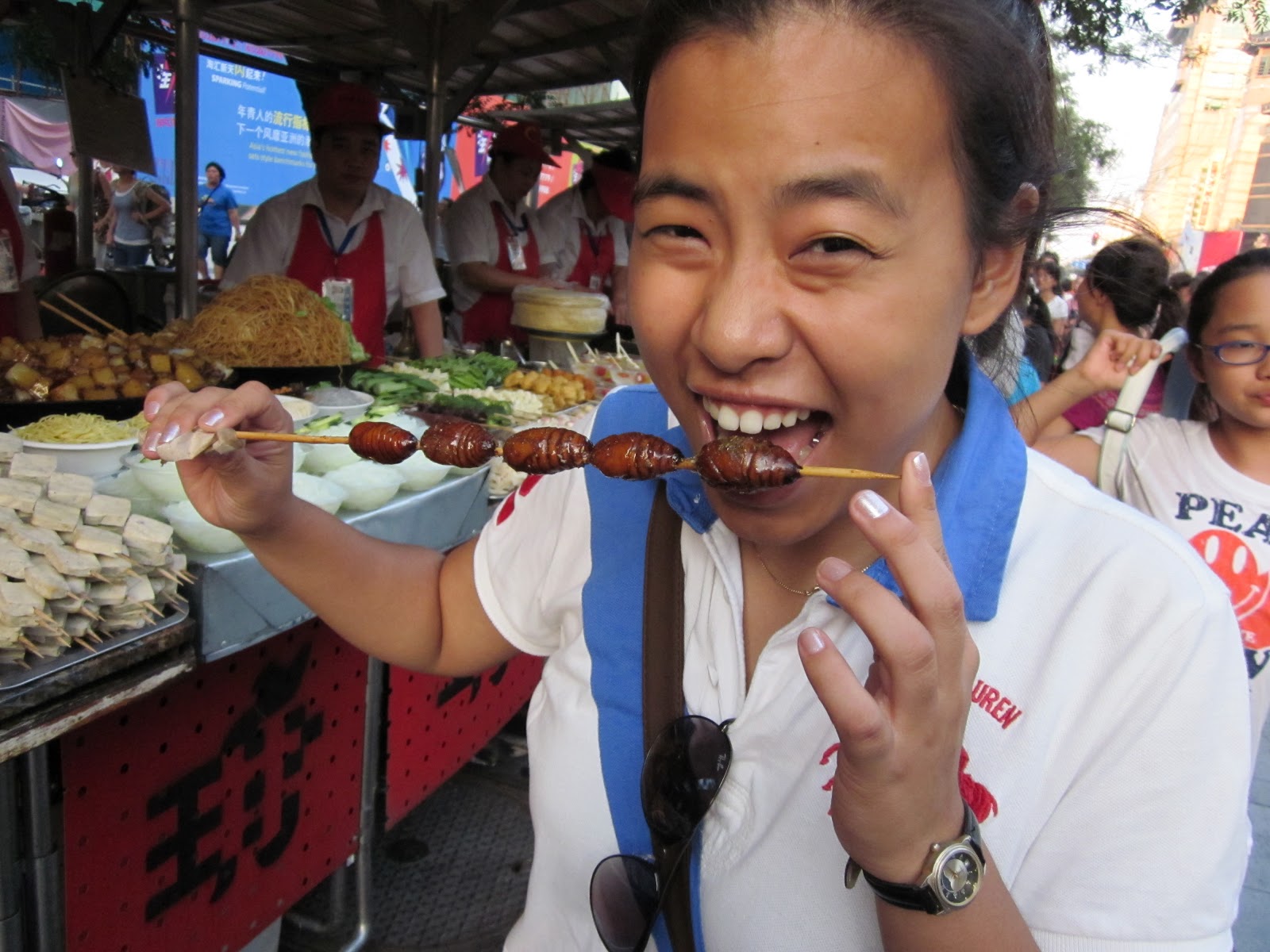 The Secrets of: Urban S.Korea: Try This #2 [번데기/Beondegi]