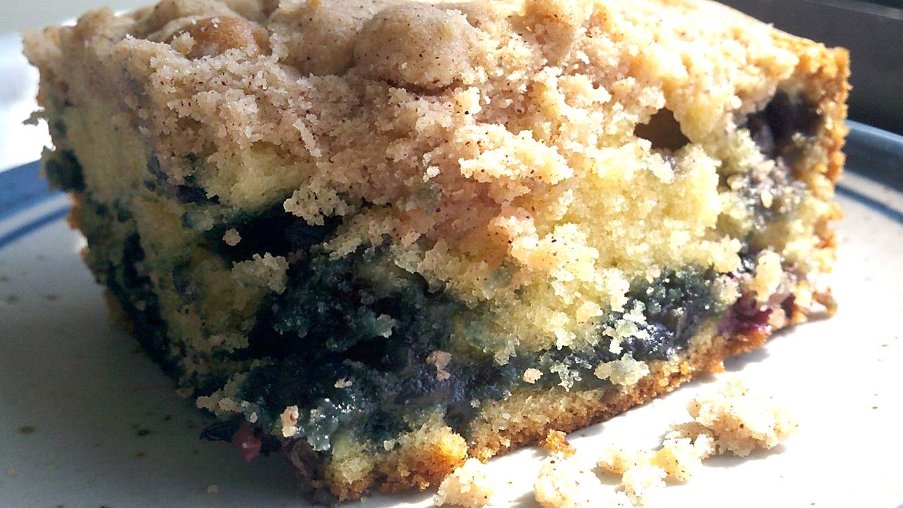 l.c.k.Cafe: Blueberry Crumb Cake