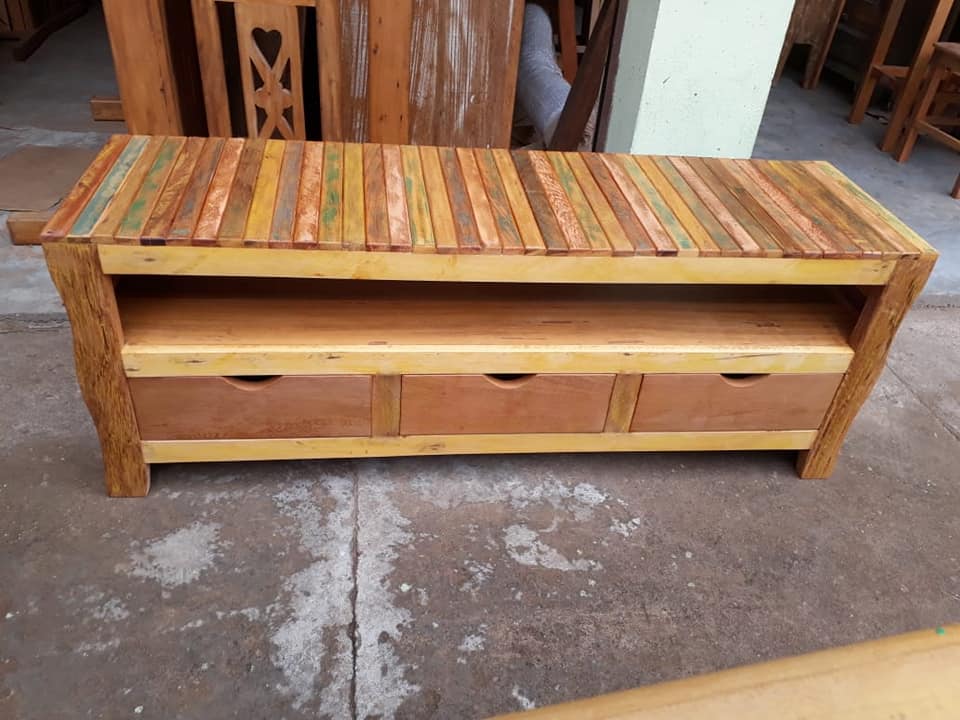 ESPLENDOR MÓVEIS RÚSTICOS- MARCENARIA