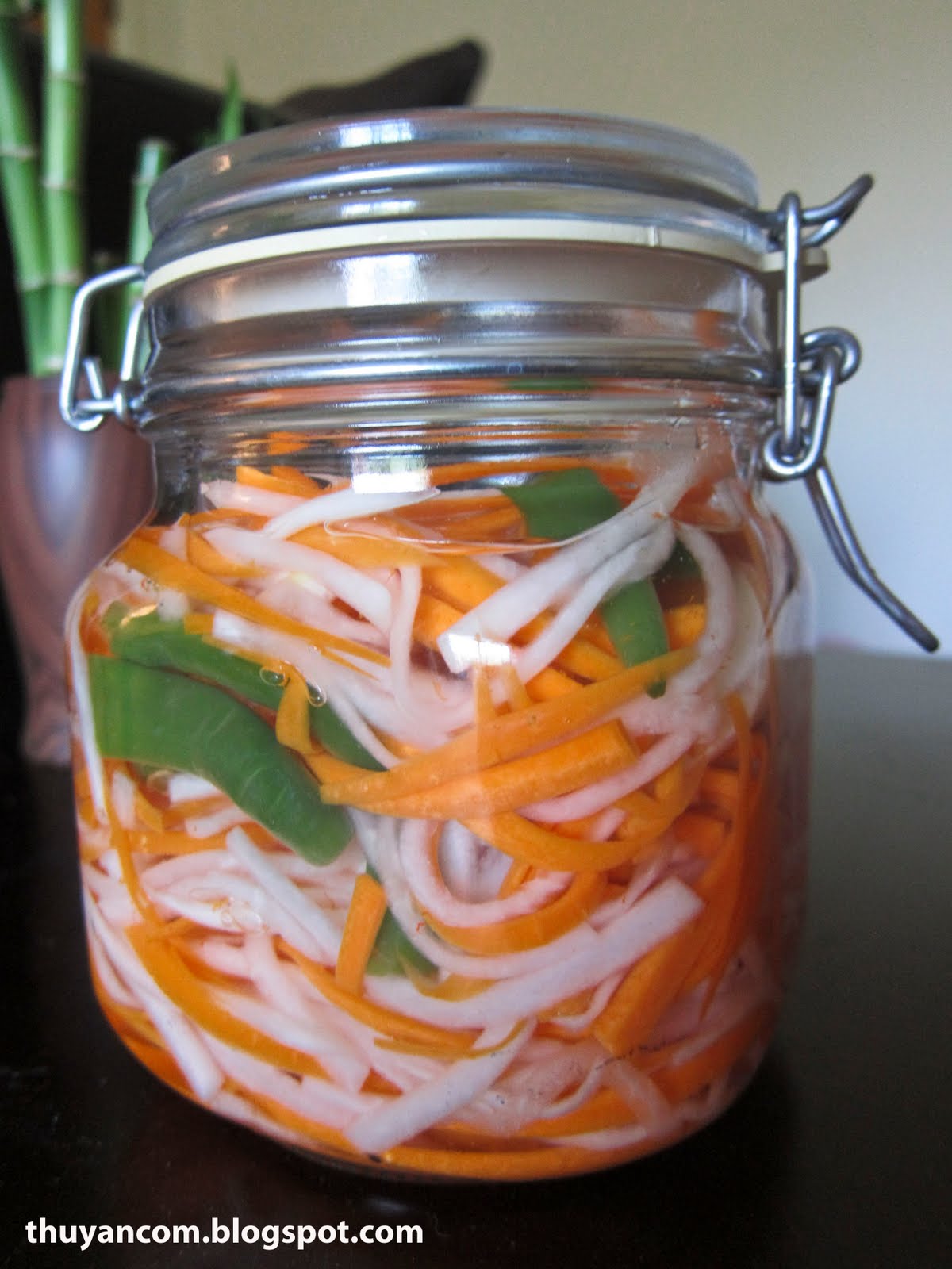 Blog of Salt: Do Chua - Vietnamese Pickled Vegetables