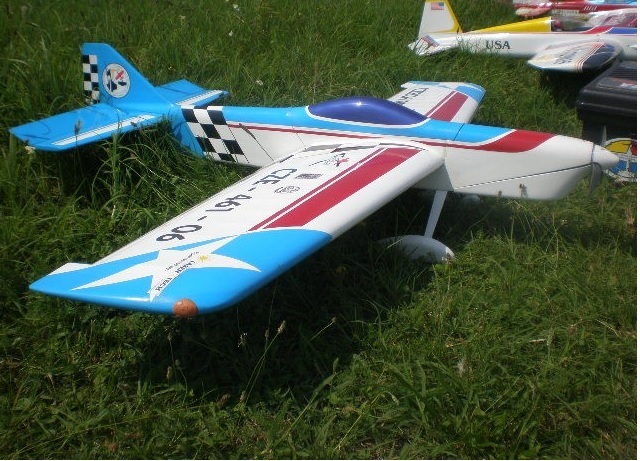 Zbor captiv - zbor circular - Aeromodelism/Control Line Stunt - flying ...