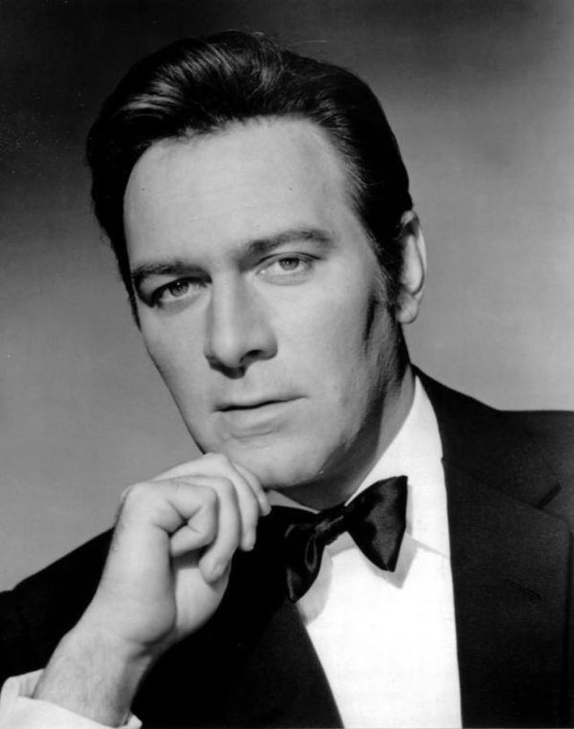 20 Portraits of a Young and Handsome Christopher Plummer in the 1950s ...
